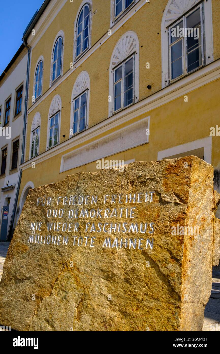 Adolf hitler place hi-res stock photography and images - Alamy