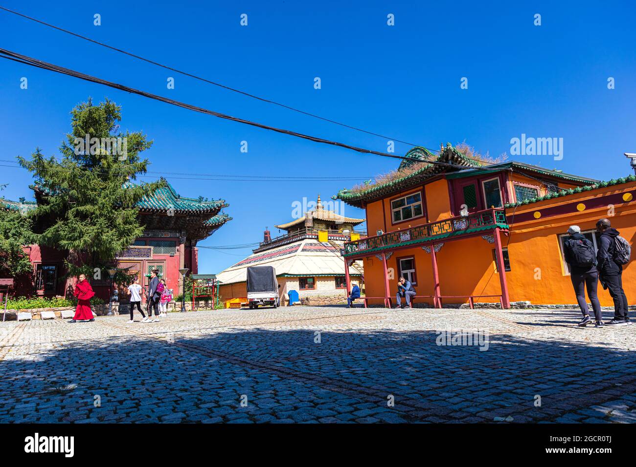 Ulaanbaatar gandan monastery hi-res stock photography and images - Alamy