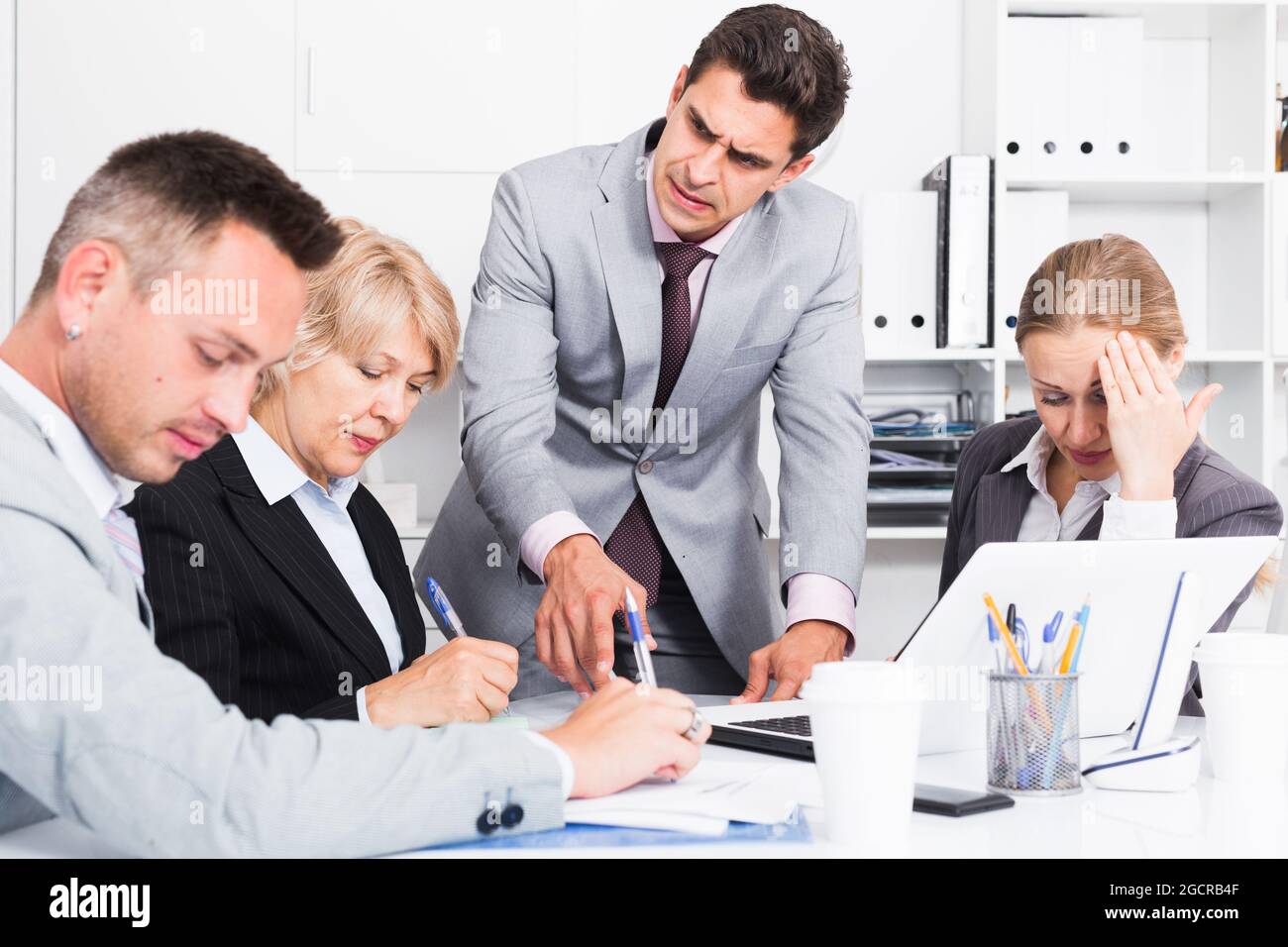 Subordinates boss office not woman hi-res stock photography and images ...