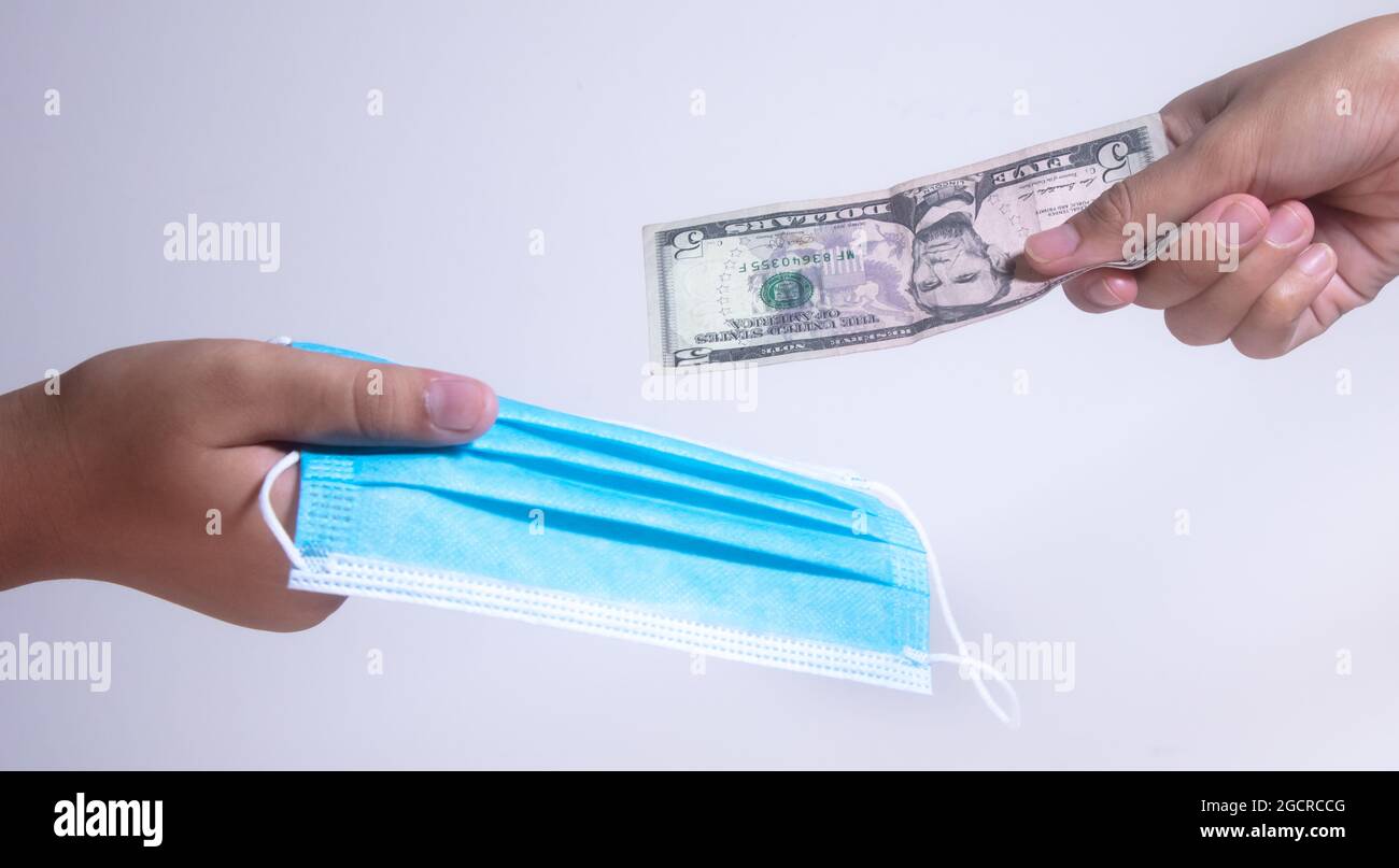 Face masks, the new currency in the USA and the world. Corona Cov19 ...
