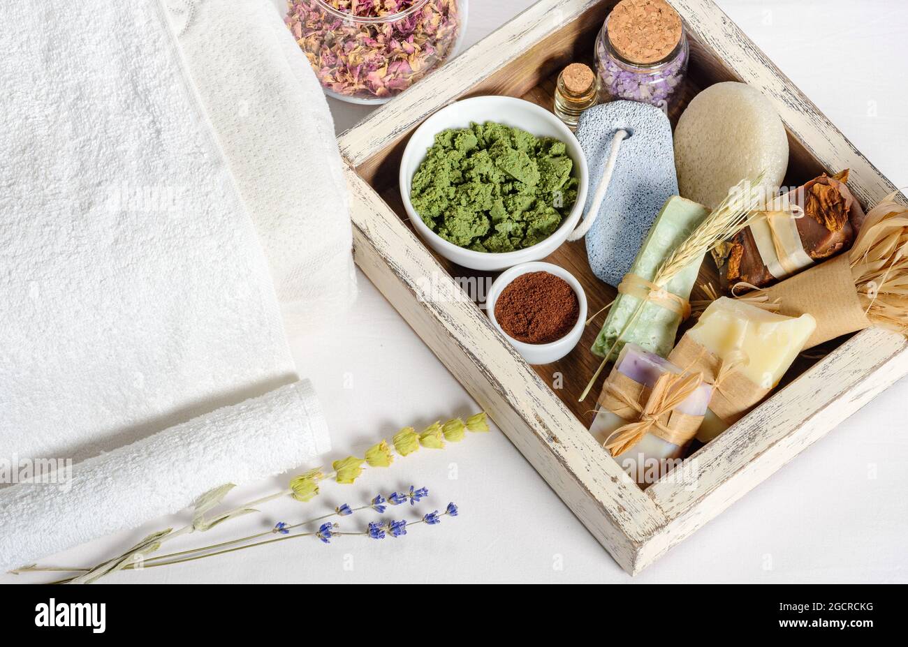 Spa cosmetic products set hi-res stock photography and images - Alamy