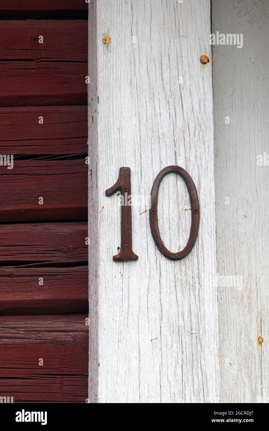 old house number 10 Stock Photo - Alamy