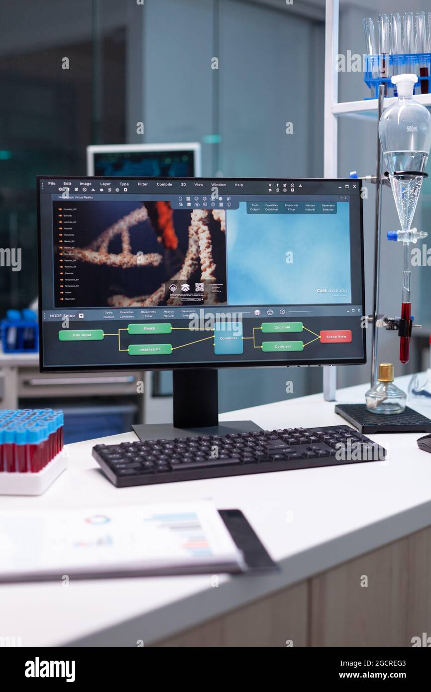 Microbiology lab computer hi-res stock photography and images - Alamy