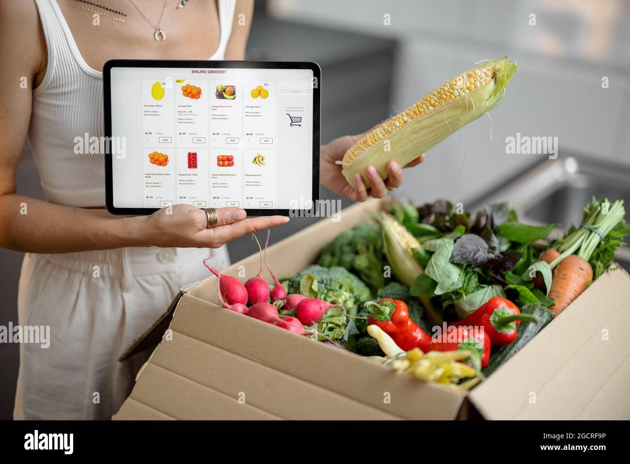 Buying fresh products hi-res stock photography and images - Alamy