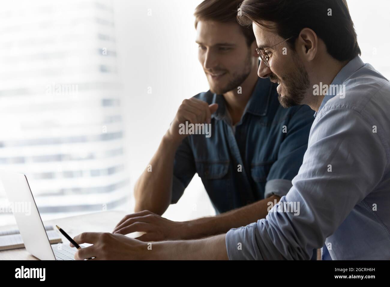 Members business hi-res stock photography and images - Alamy