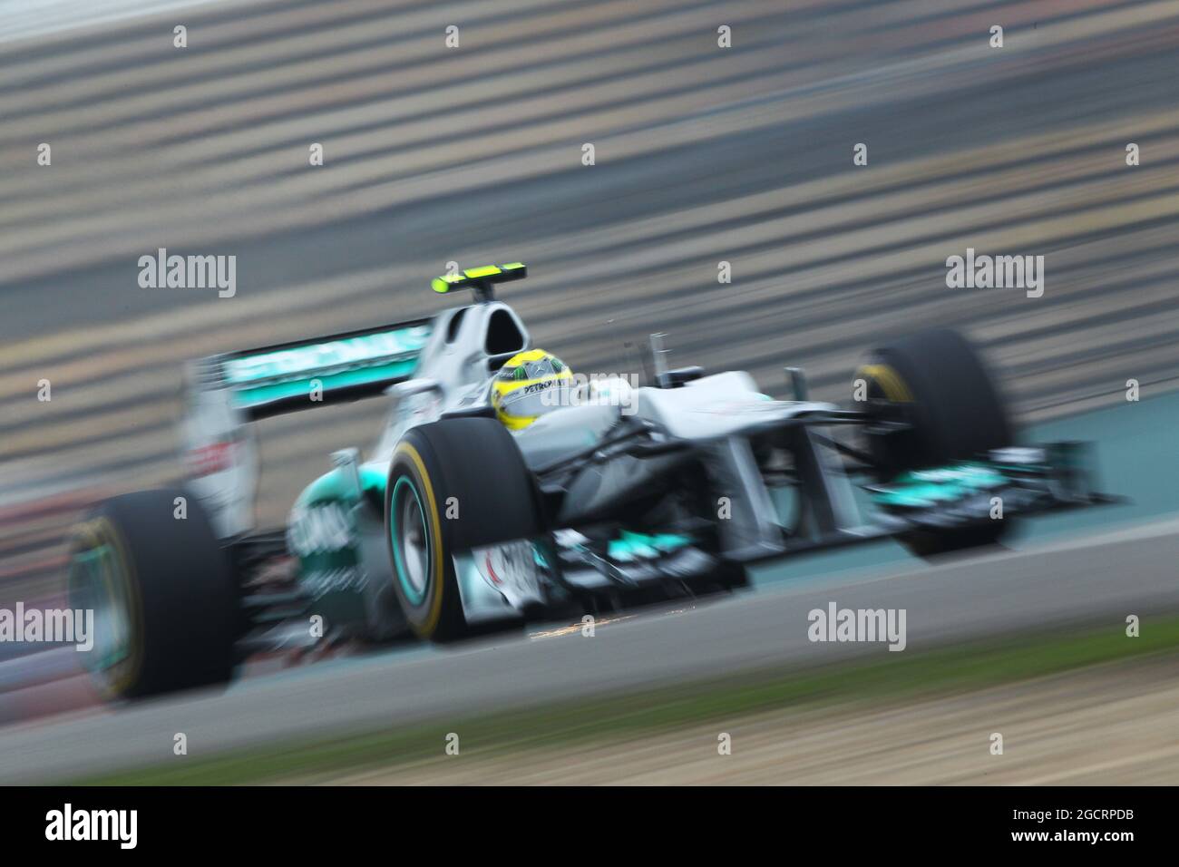 Mercedes amg f1 w03 sparks flying hi-res stock photography and images ...