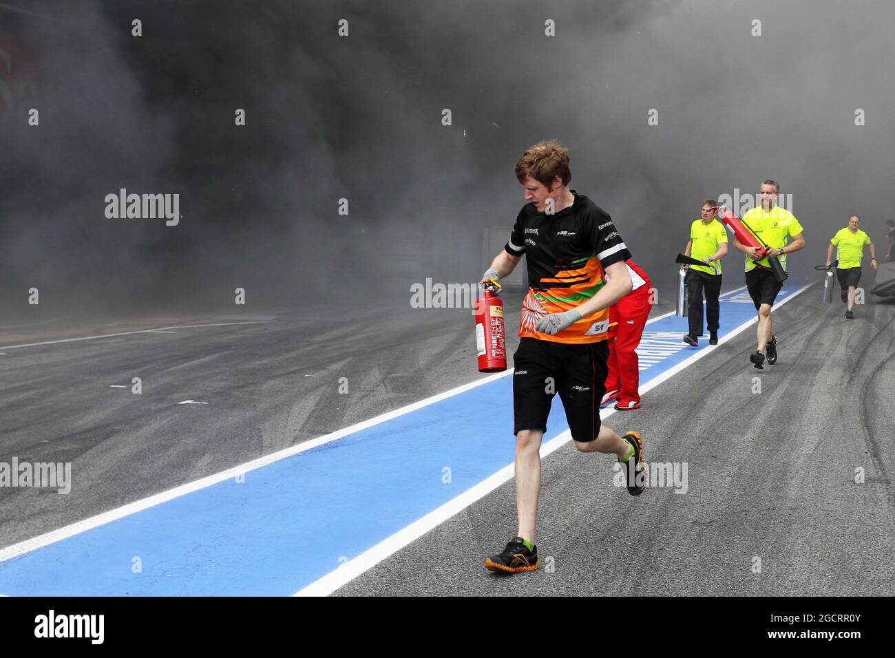 Motorsport fire hi-res stock photography and images - Alamy