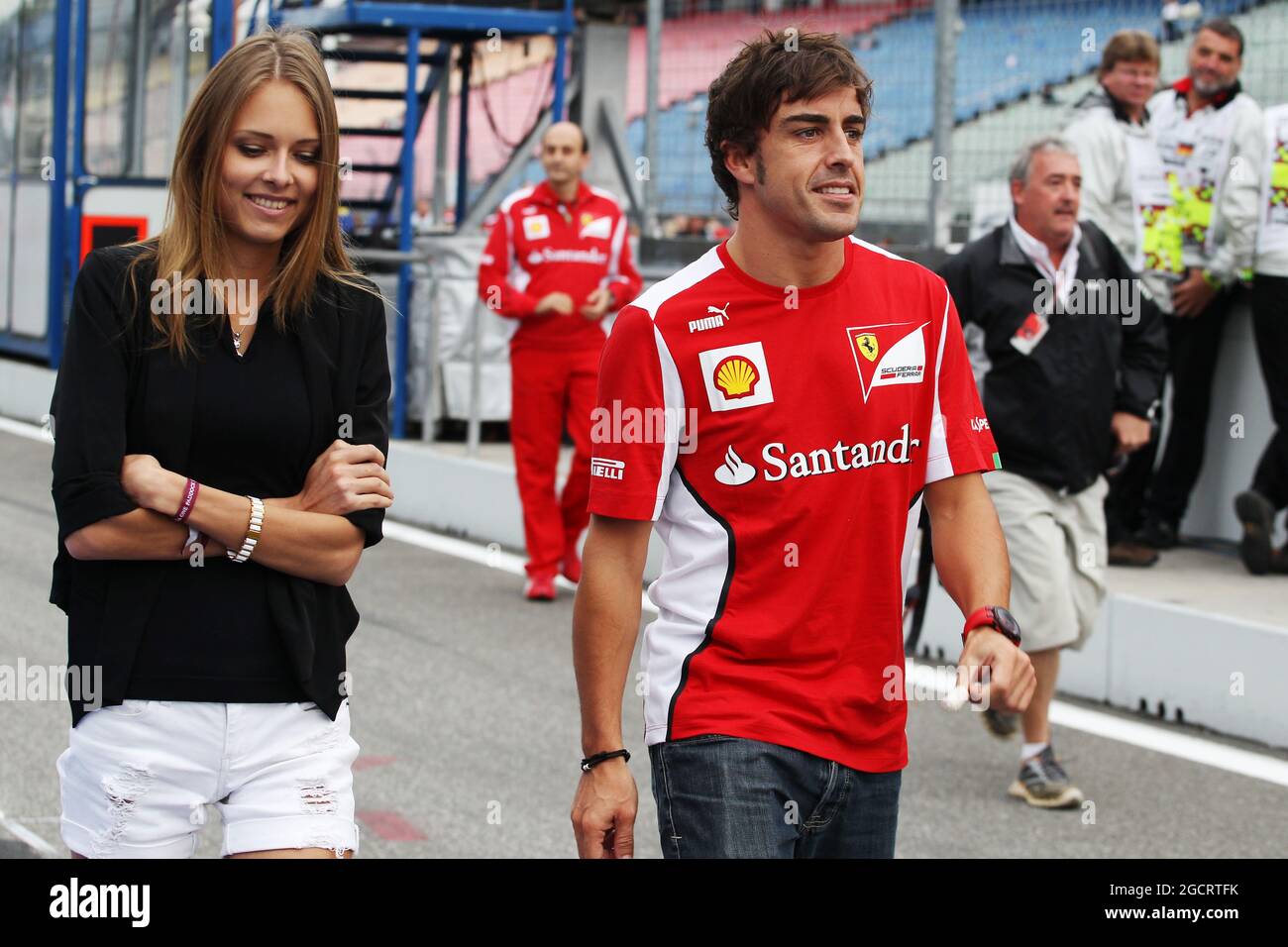 Fernando Alonso (ESP) Ferrari with his girlfriend Dasha Kapustina (RUS ...