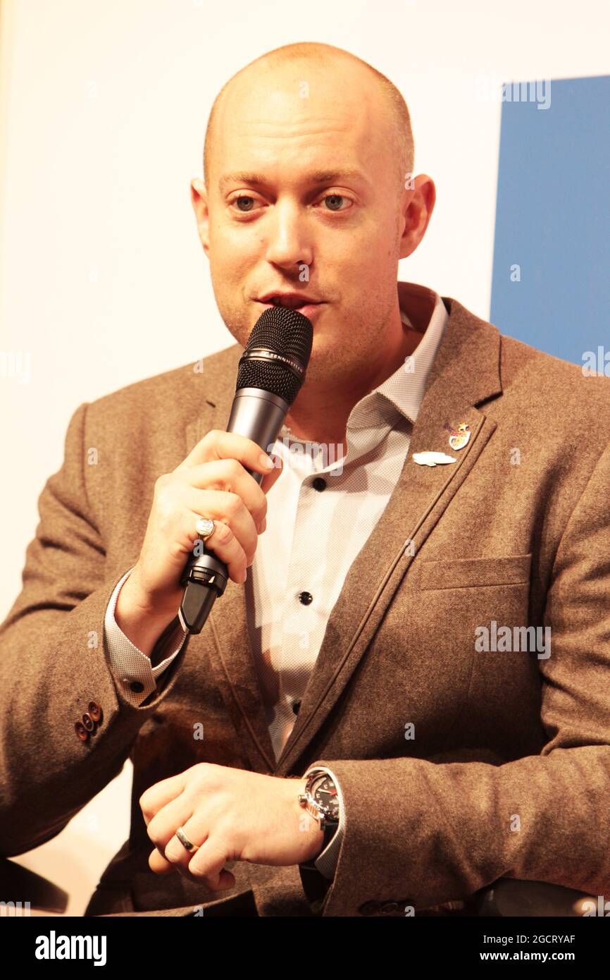 Rob huff formula hi-res stock photography and images - Alamy