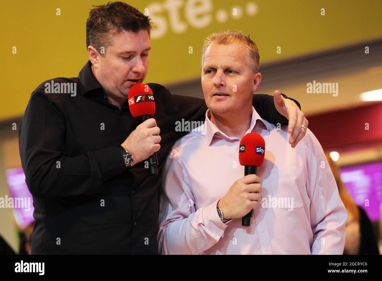 Sky sports commentator david croft hi-res stock photography and images ...