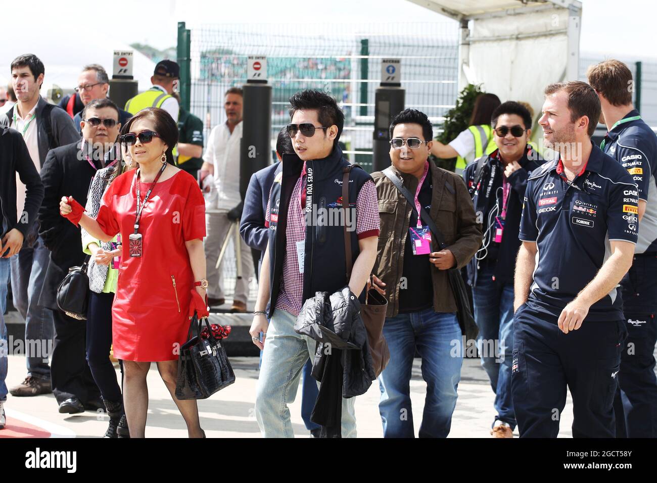 Chalerm yoovidhya hi-res stock photography and images - Alamy