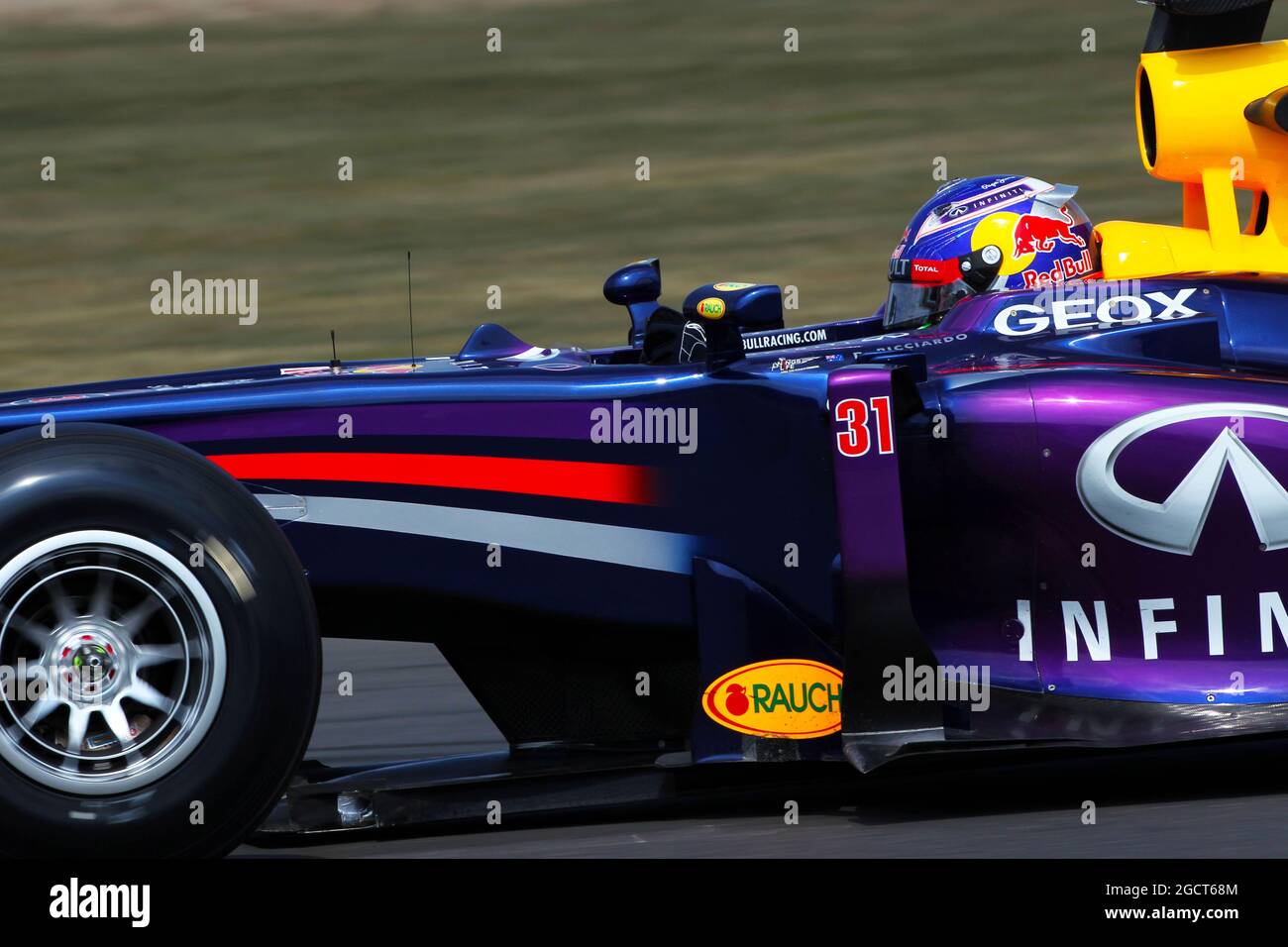 Red bull racing rb9 test driver hi-res stock photography and images - Alamy