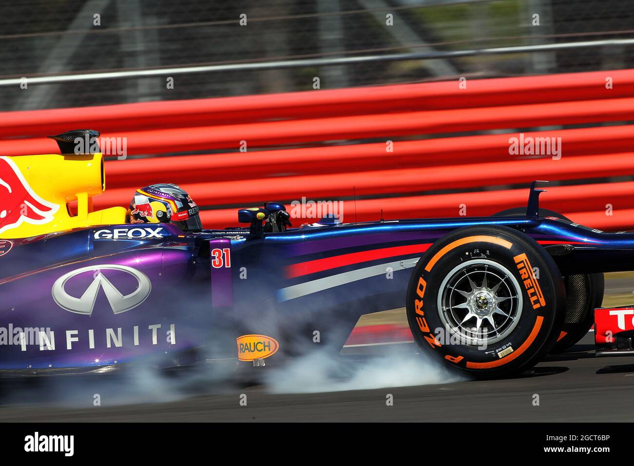 Red bull racing rb9 test driver hi-res stock photography and images - Alamy