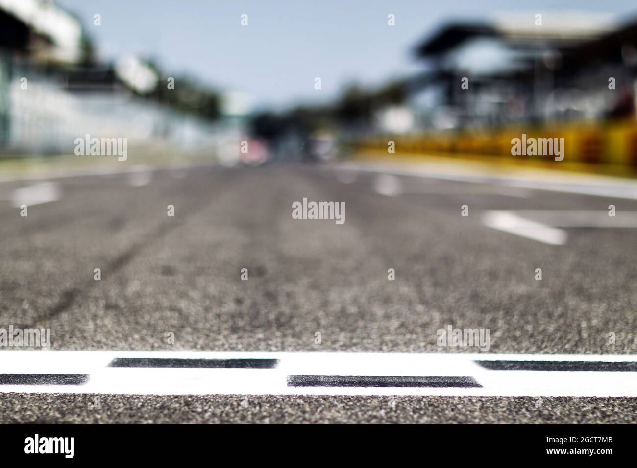 The start / finish line. Italian Grand Prix, Thursday 5th September ...