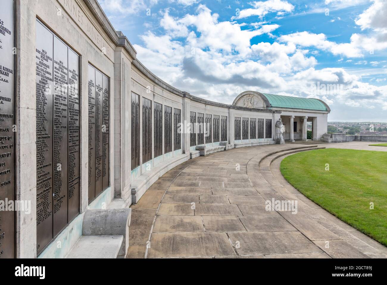 Chatham naval memorial hi-res stock photography and images - Alamy
