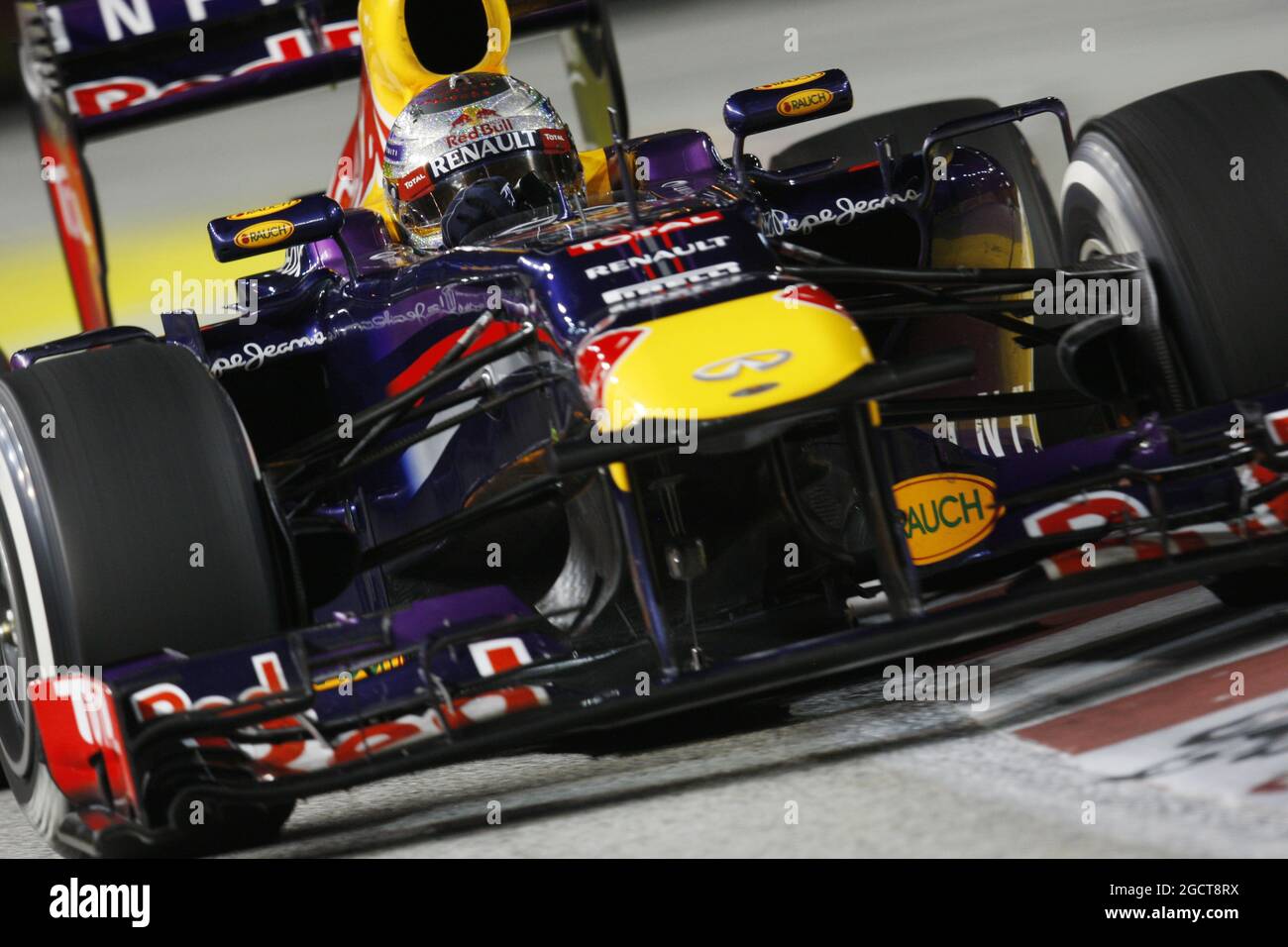 Red bull rb9 f1 singapore hi-res stock photography and images - Alamy