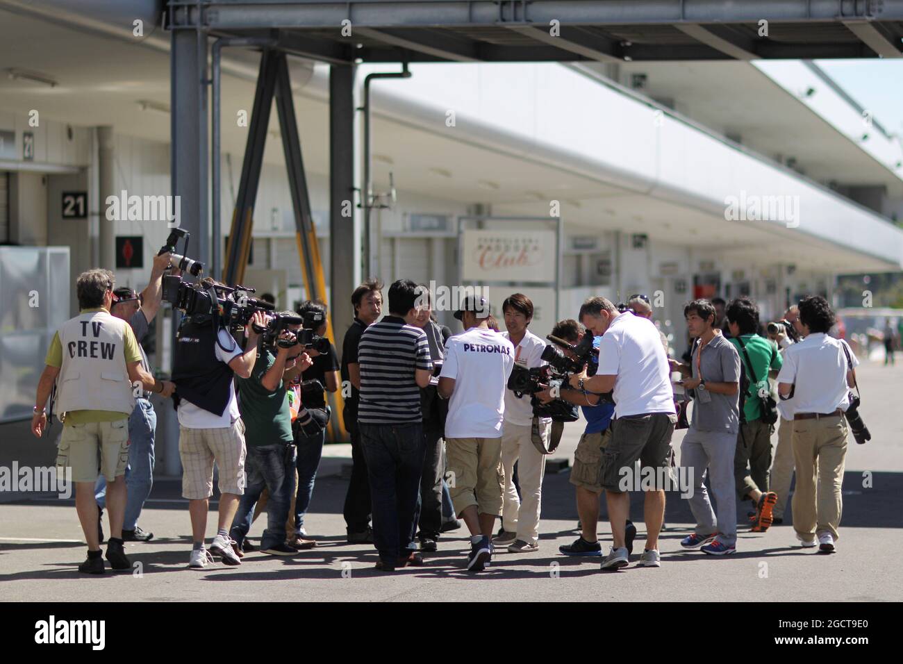 Mercedes amg f1 signs autographs for fans hi-res stock photography and ...