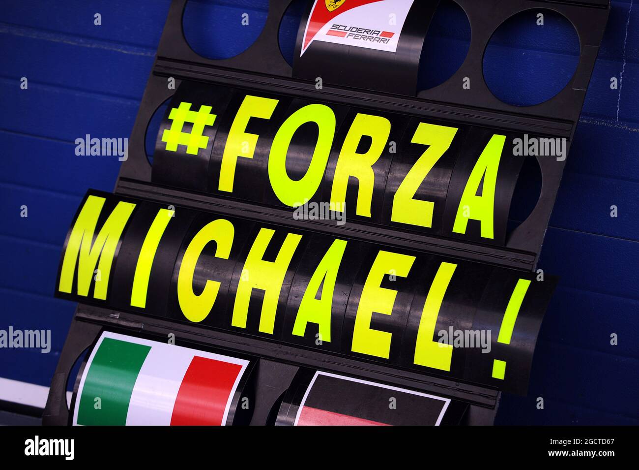 2014yirsports hi-res stock photography and images - Alamy