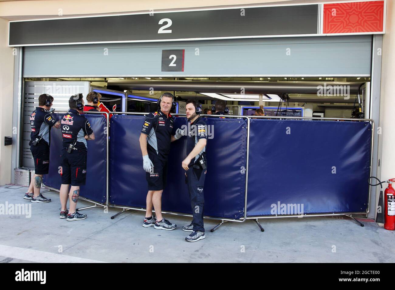 Pit covers hi-res stock photography and images - Alamy