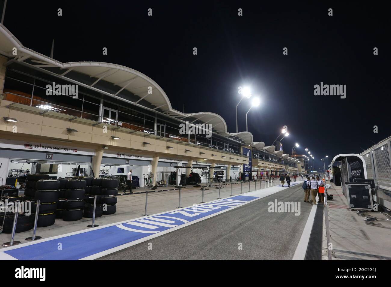 The pits under floodlights at night. Bahrain Grand Prix, Thursday 3rd ...
