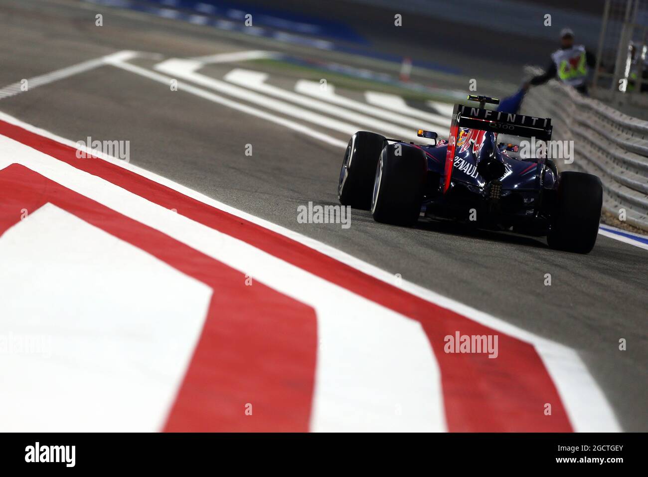Daniel Ricciardo (AUS) Red Bull Racing RB10. Bahrain Grand Prix ...