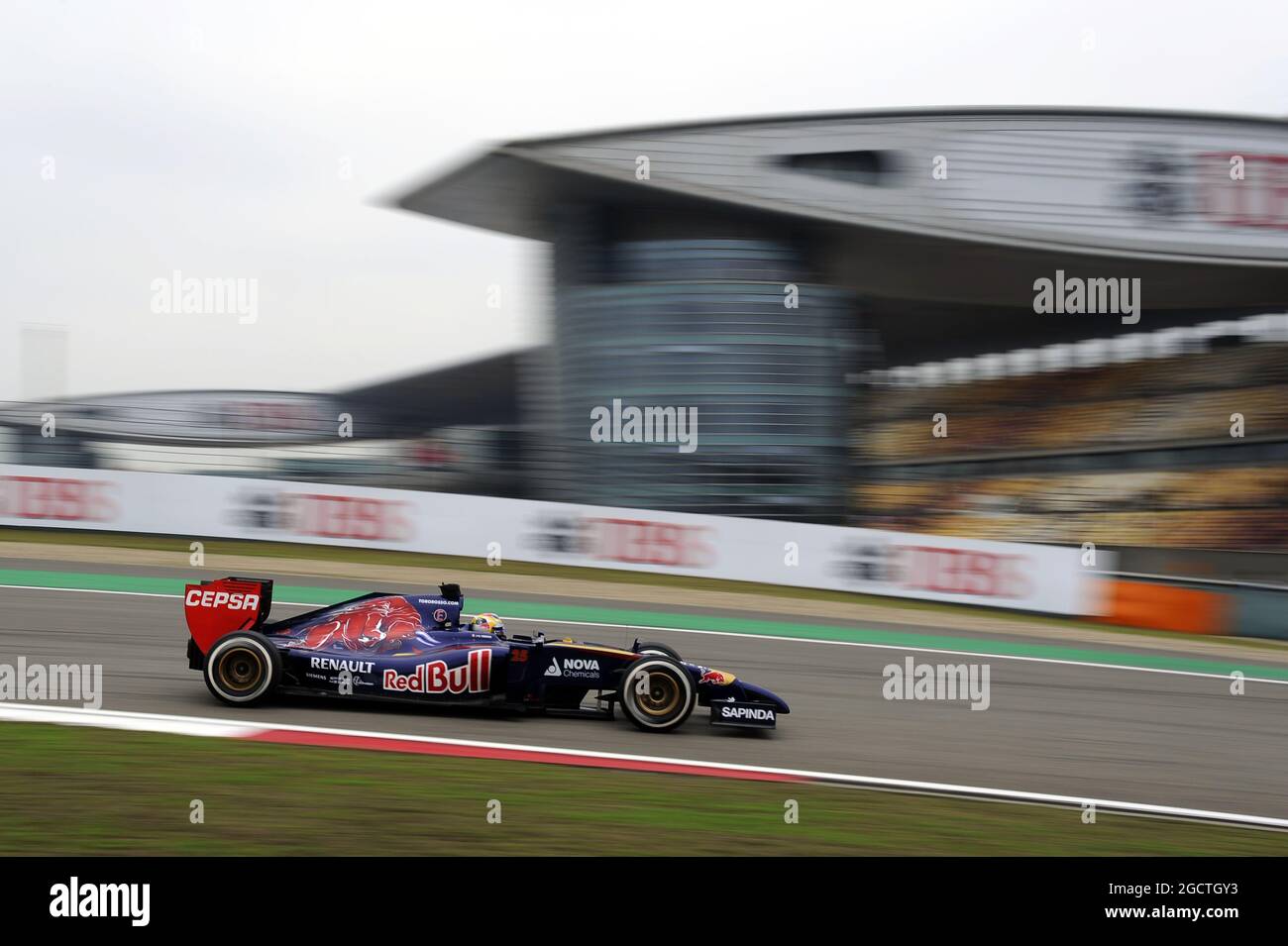 Jean-Eric Vergne (FRA) Scuderia Toro Rosso STR9. Chinese Grand Prix ...