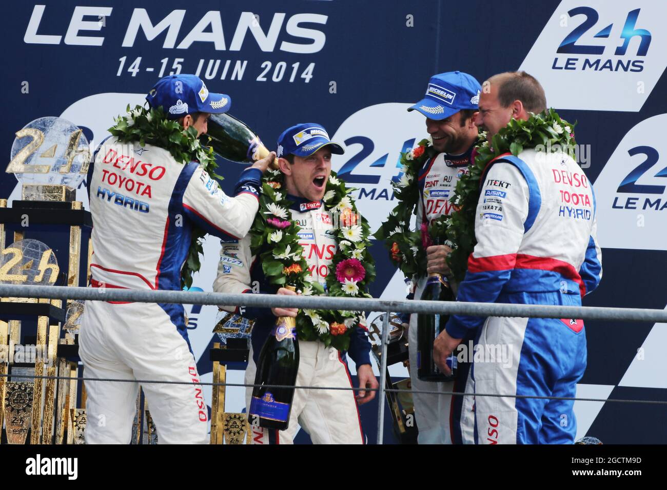 (L to R): Sebastien Buemi (SUI), Anthony Davidson (GBR) and Nicolas ...