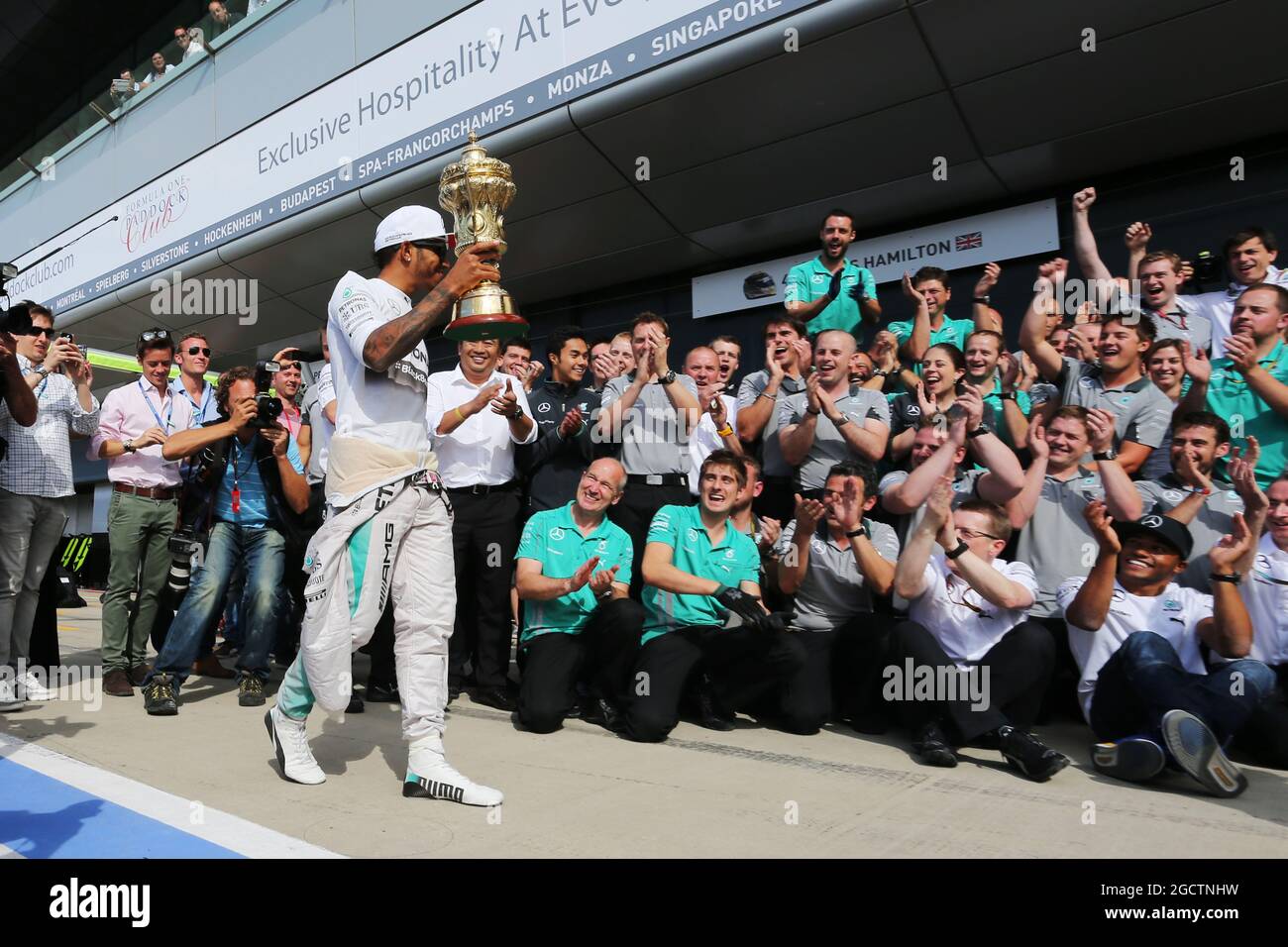 Race winner Lewis Hamilton (GBR) Mercedes AMG F1 celebrates with the ...