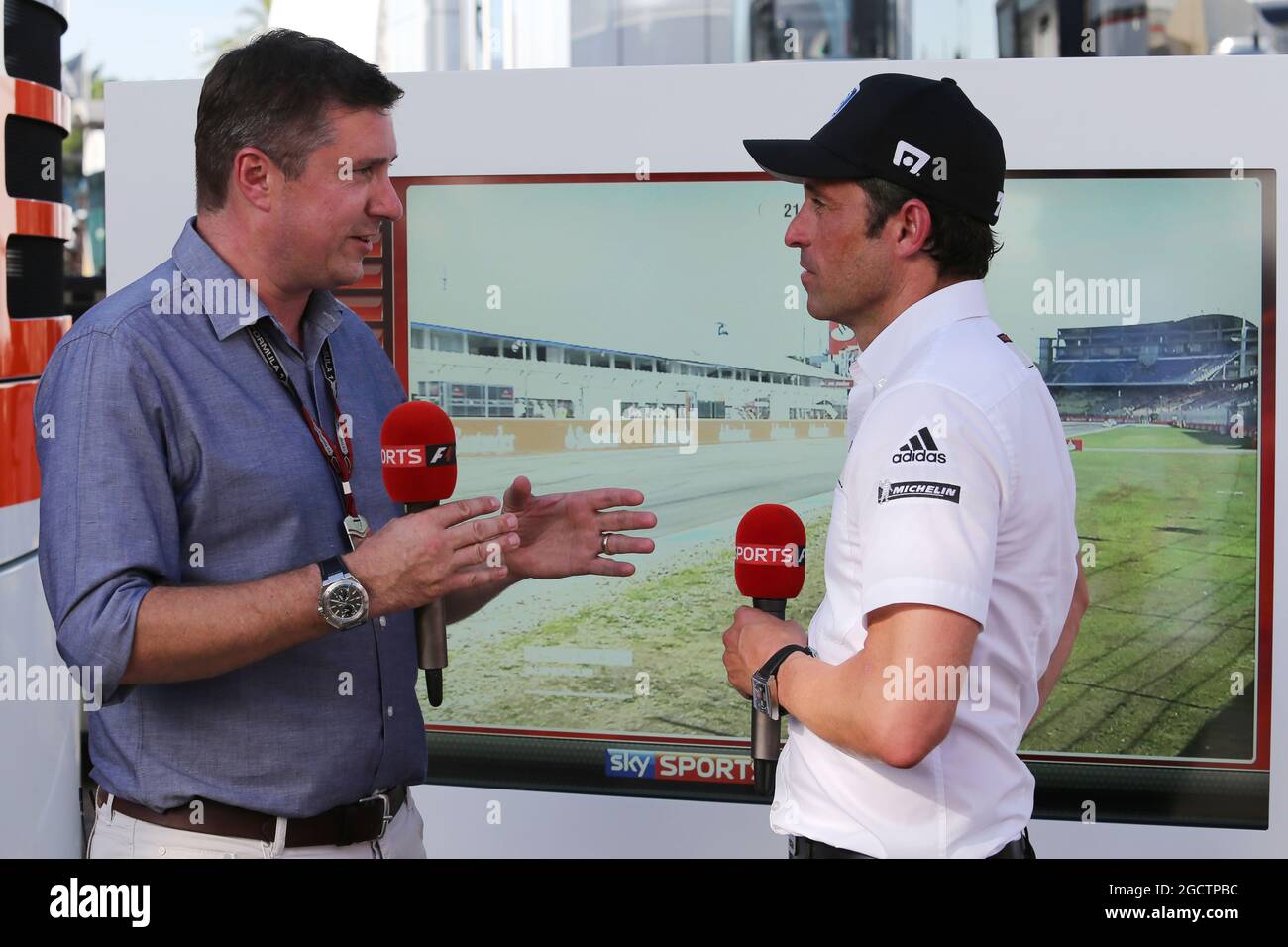 Porsche croft circuit hi-res stock photography and images - Alamy