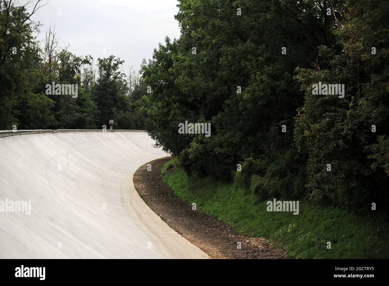 The old Monza banking, repaved. Italian Grand Prix, Thursday 4th ...