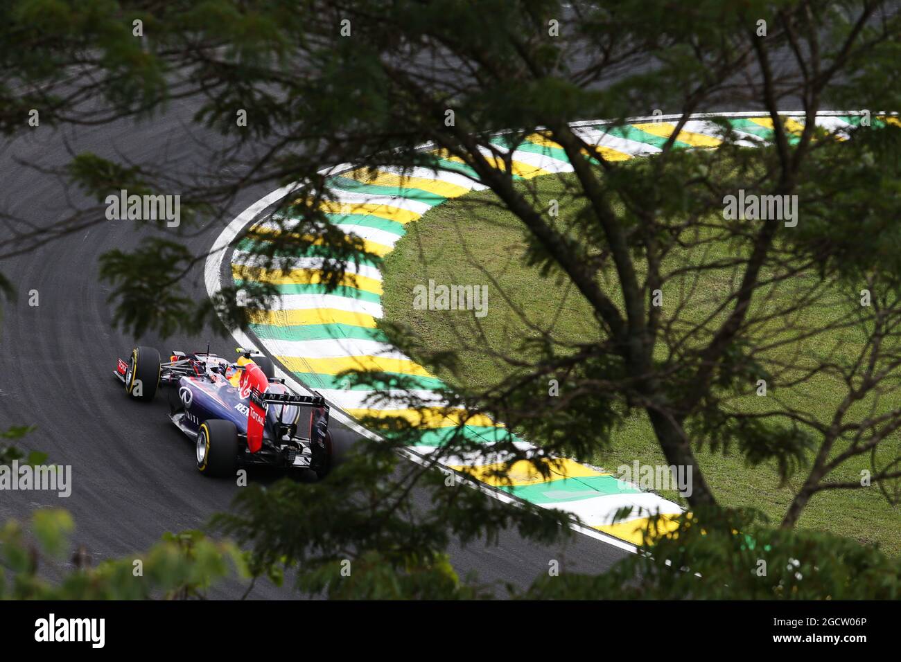 Daniel Ricciardo (AUS) Red Bull Racing RB10. Brazilian Grand Prix ...