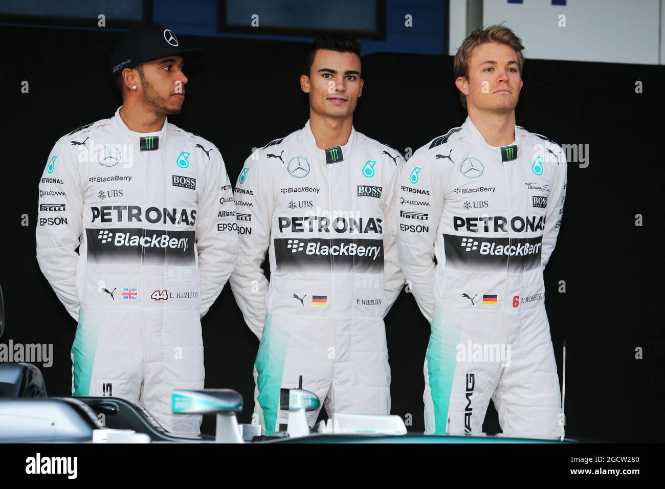 (L to R): Lewis Hamilton (GBR) Mercedes AMG F1 with Pascal Wehrlein ...