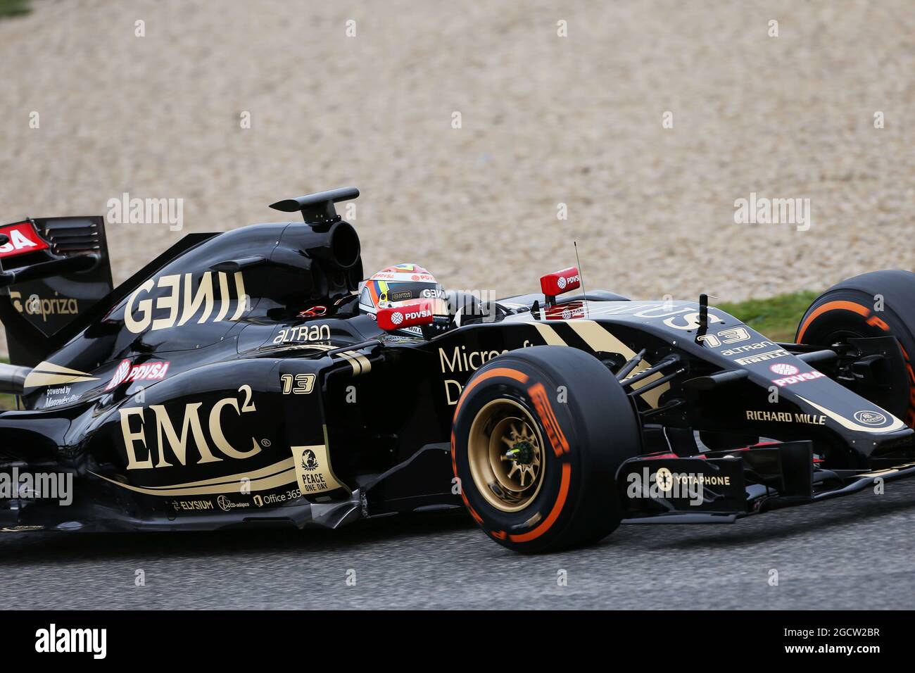 Pastor Maldonado (VEN) Lotus F1 E23 - first run. Formula One Testing ...