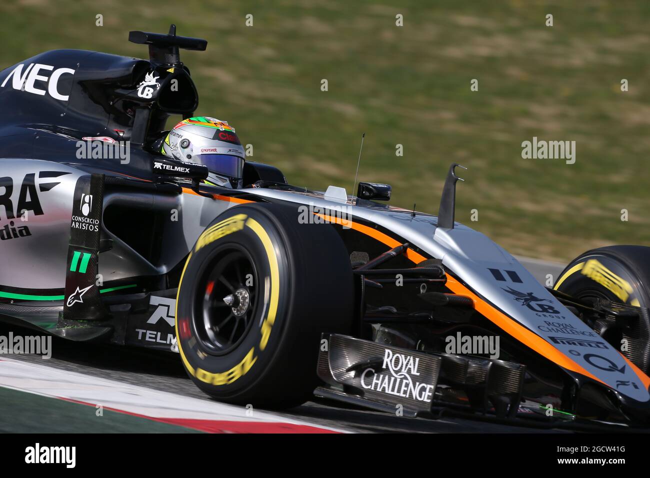 Sergio Perez (MEX) Sahara Force India F1 VJM08. Formula One Testing ...
