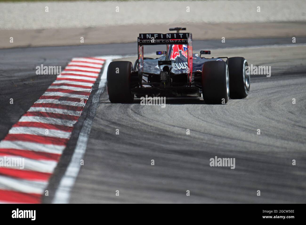 Daniel Ricciardo (AUS) Red Bull Racing RB11. Malaysian Grand Prix ...