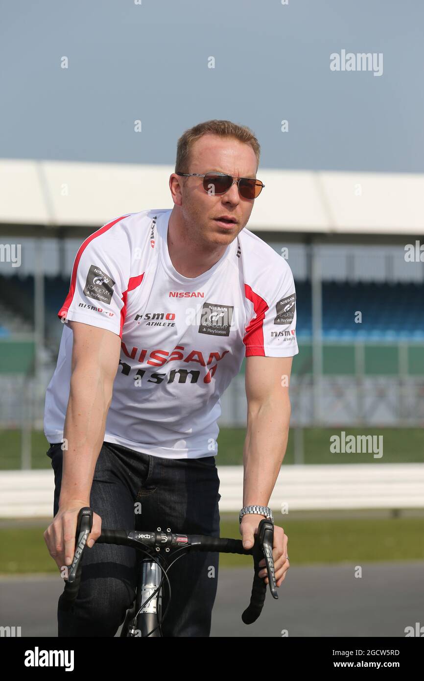 Track cycling hi-res stock photography and images - Alamy