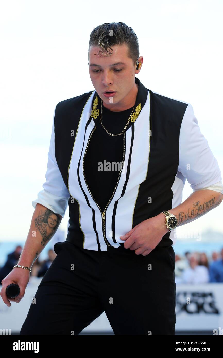 John newman singer hi-res stock photography and images - Alamy
