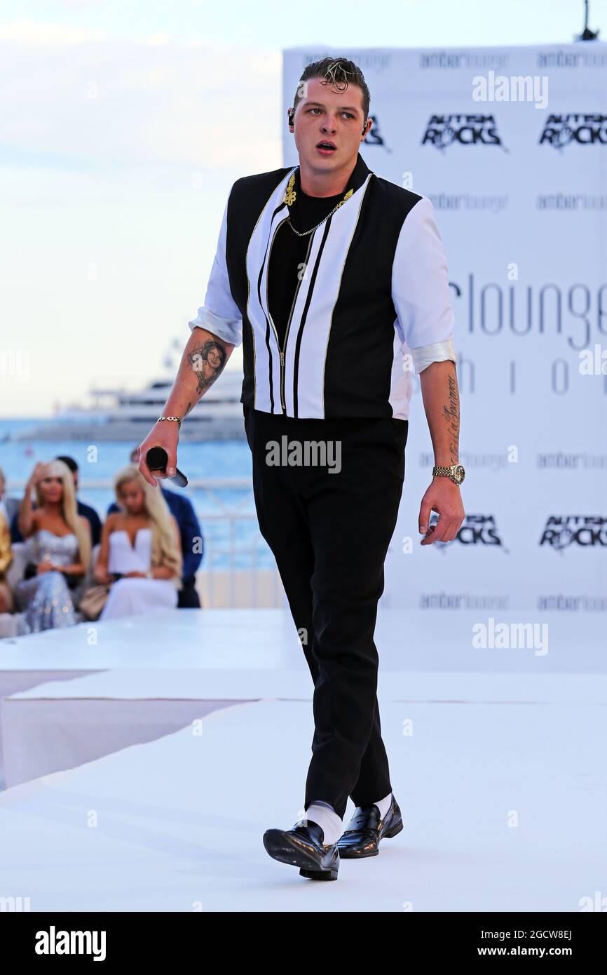 John newman singer hi-res stock photography and images - Alamy