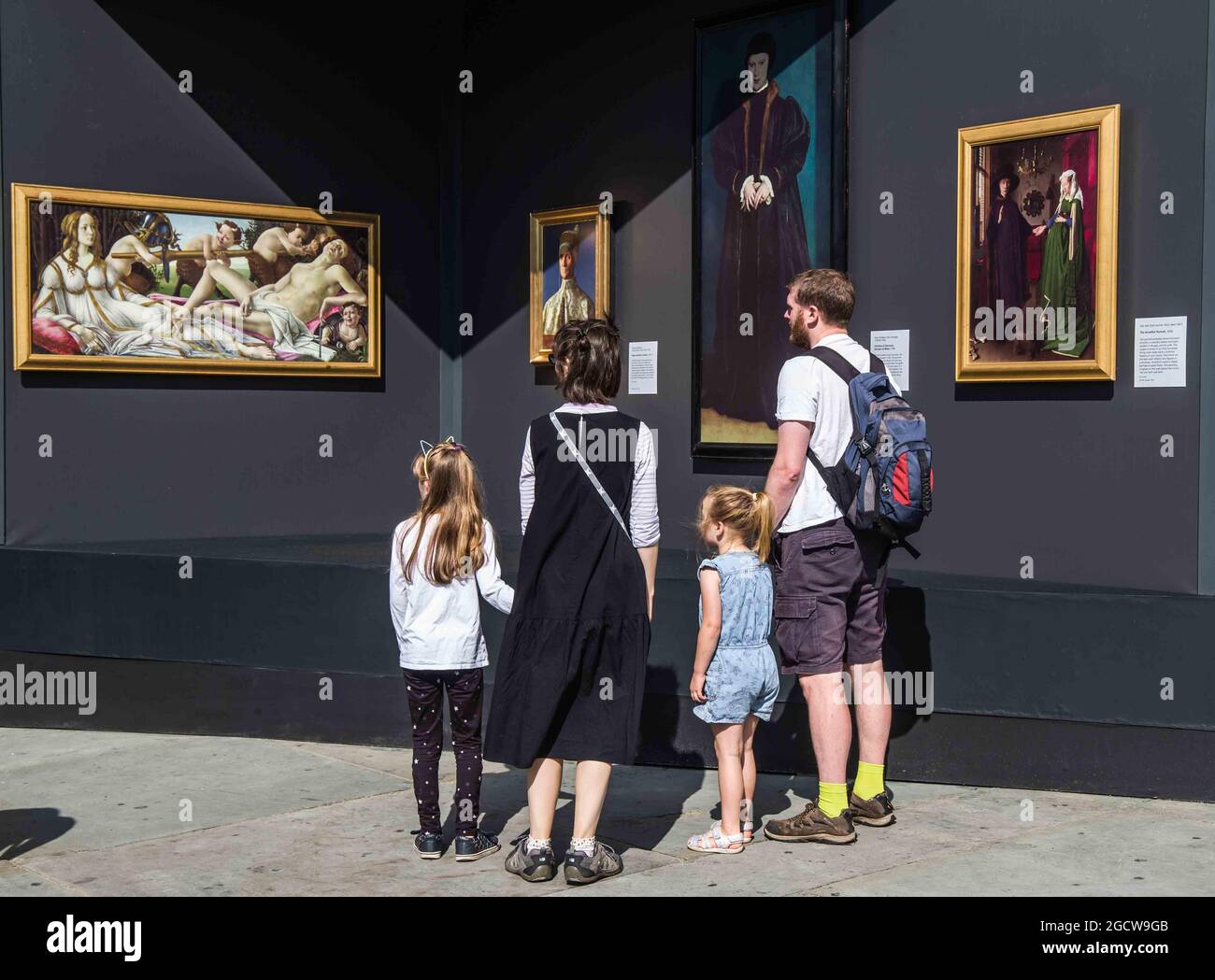 London UK 10 August 2021 The National Gallery stages outdoor gallery in ...