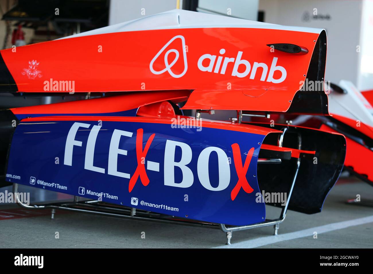 Manor marussia f1 team engine cover hi-res stock photography and images ...