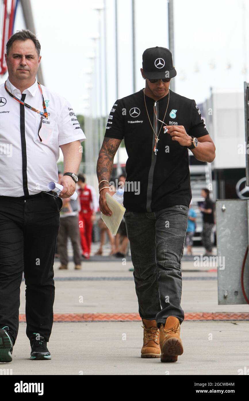 Mercedes Lewis Hamilton 2015 British Grand Prix Silverstone Circuit ...