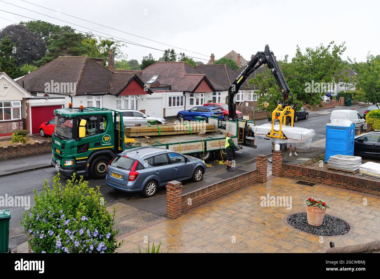 Building lorry hi-res stock photography and images - Alamy