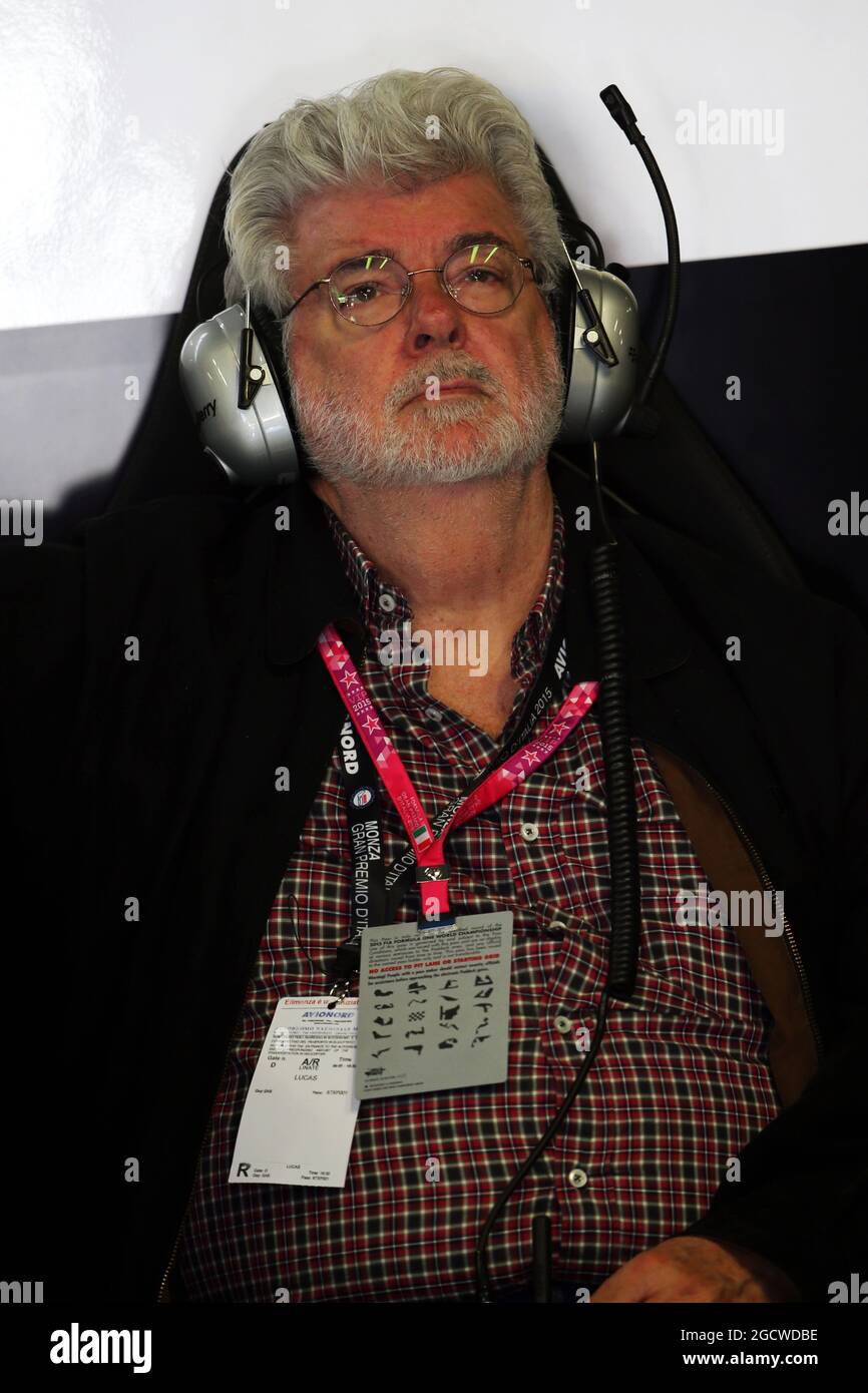 Star wars creator hi-res stock photography and images - Alamy