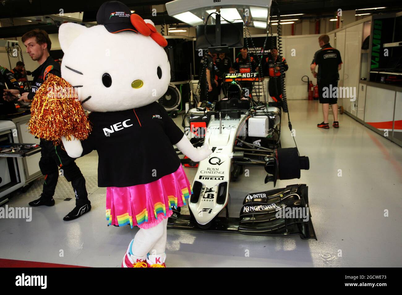 Hello kitty sahara force india f1 team hi-res stock photography and ...