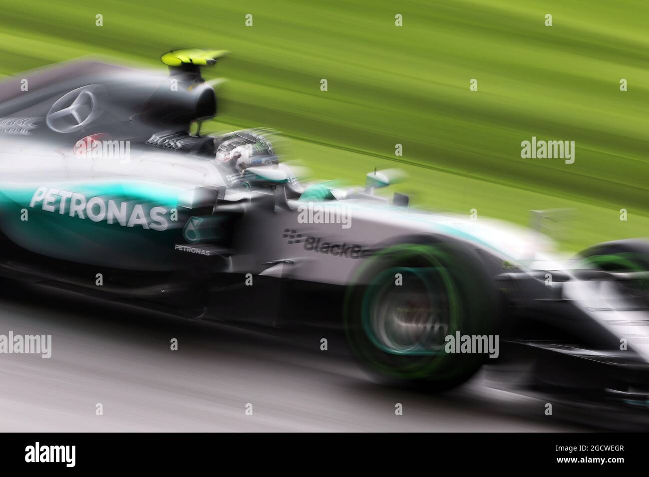 Nico Rosberg (GER) Mercedes AMG F1 W06. Japanese Grand Prix, Friday ...