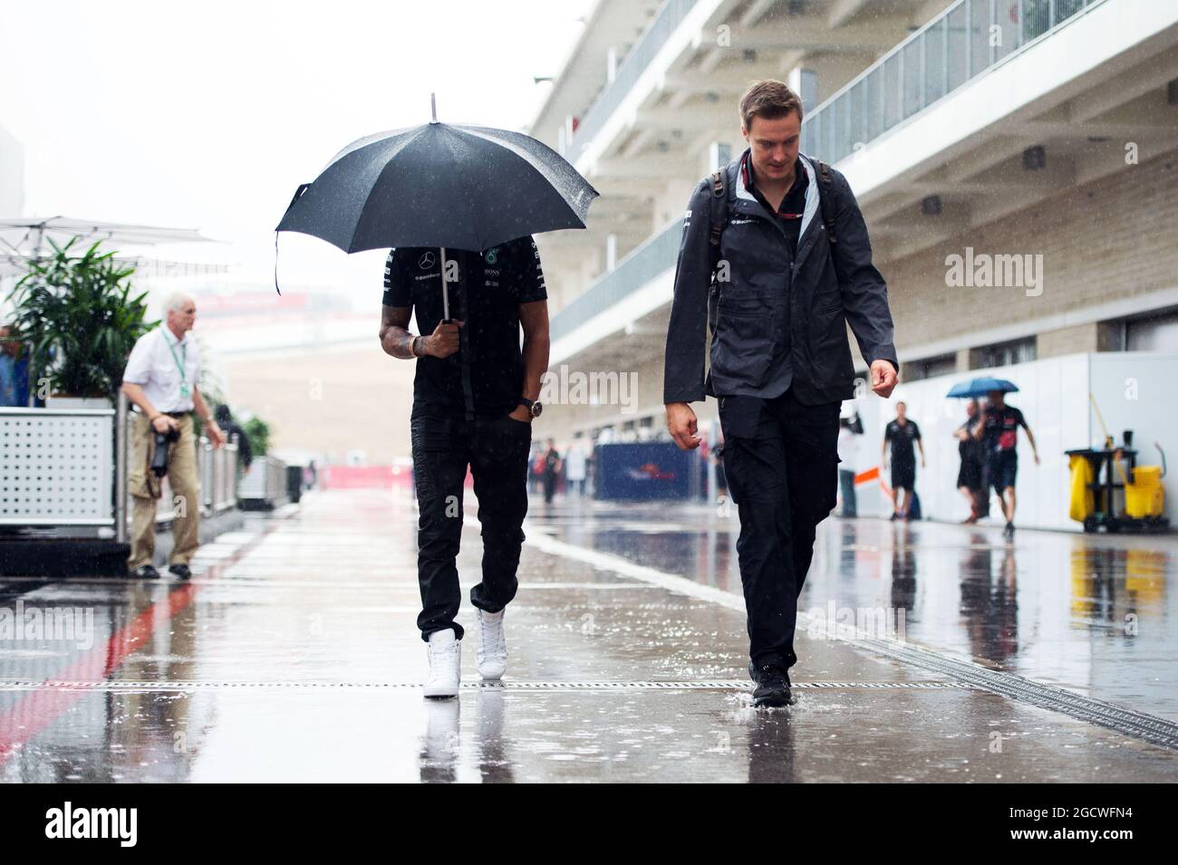 Mercedes amg f1 in a wet rainy paddock hi-res stock photography and ...
