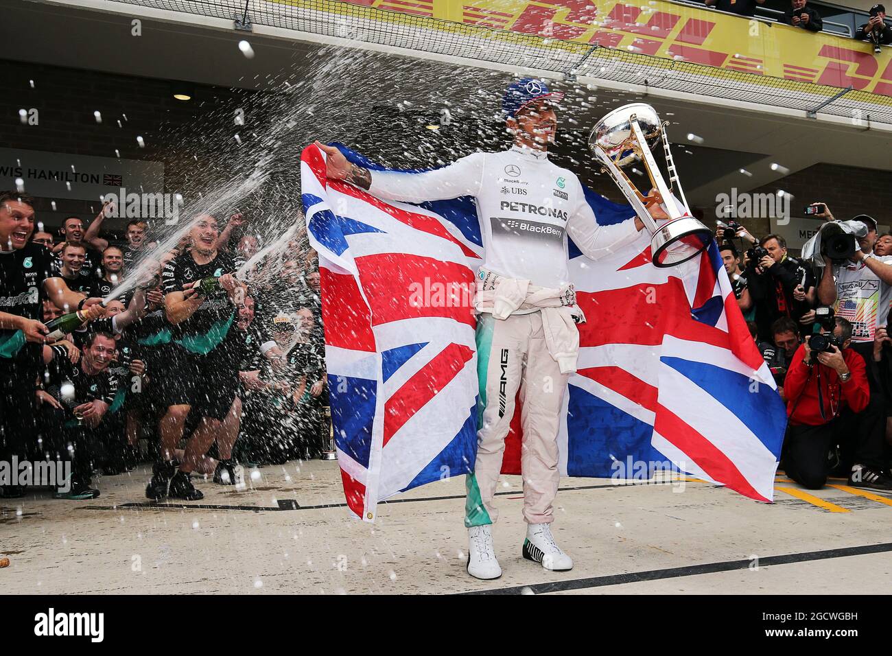 Race winner and World Champion Lewis Hamilton (GBR) Mercedes AMG F1 ...