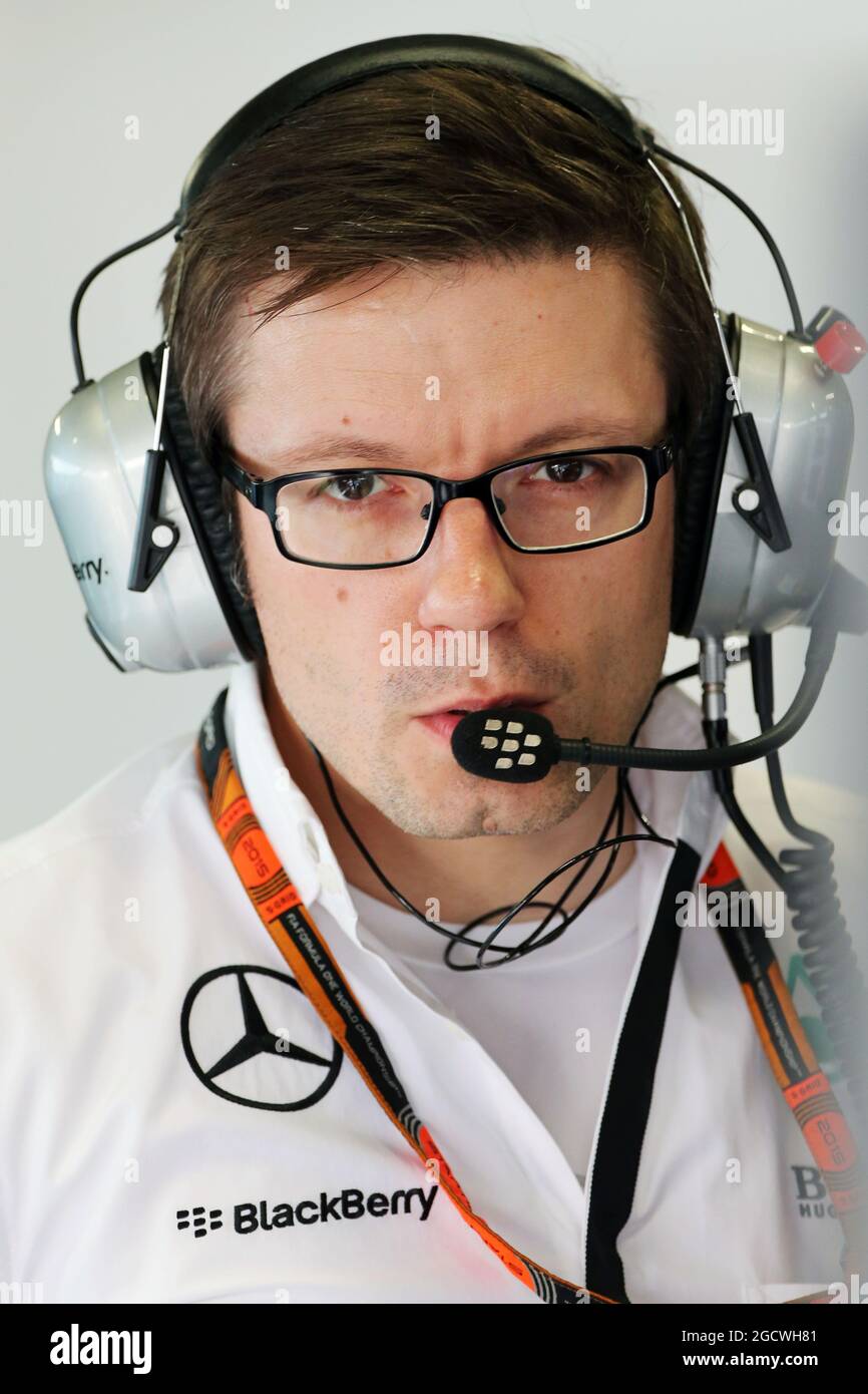 Mercedes amg f1 race engineer hi-res stock photography and images - Alamy