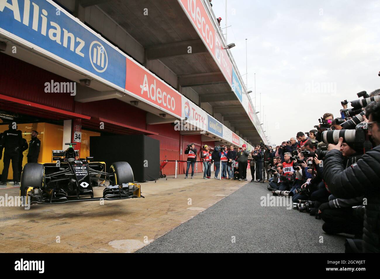 Renault sport f1 team rs16 is unveiled hi-res stock photography and ...