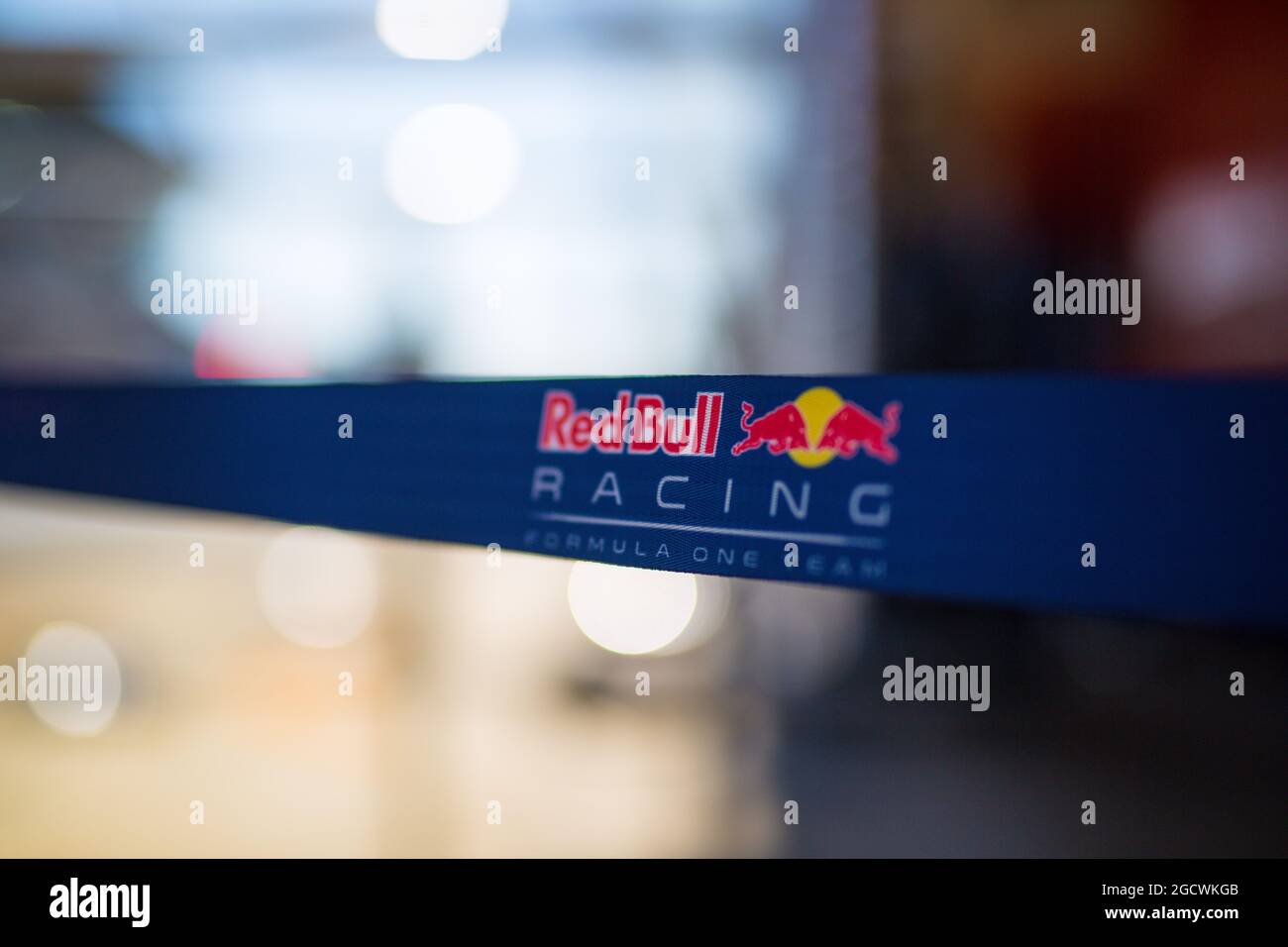 Red bull racing logo hi-res stock photography and images - Alamy